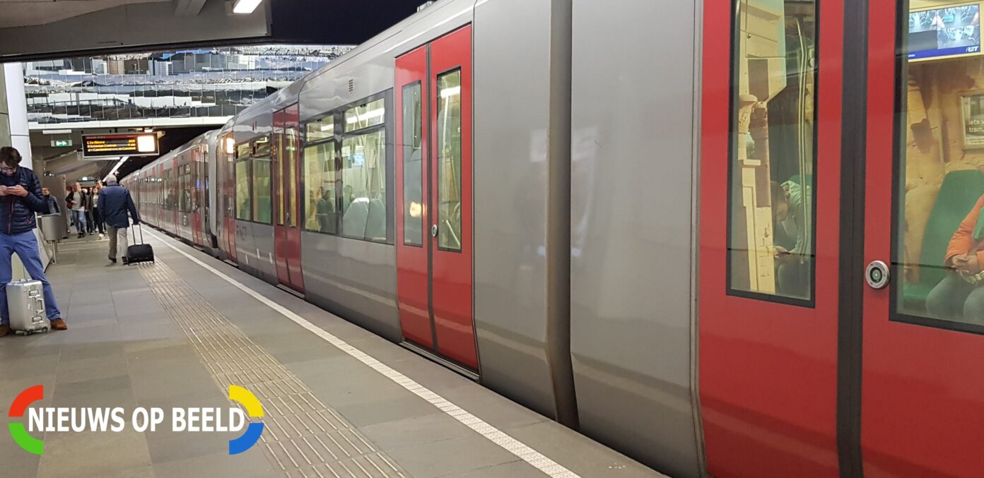 Alle metro's in Rotterdam plat - Nieuws op Beeld - 112 Nieuws vanuit ...