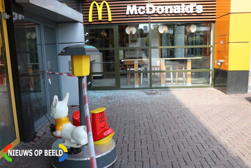Politie onderzoekt schietpartij bij winkelcentrum Alexandrium ...
