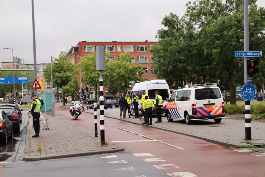 Politie houdt verkeerscontrole op de Strevelsweg Rotterdam - Nieuws op Beeld - 112 Nieuws vanuit ...