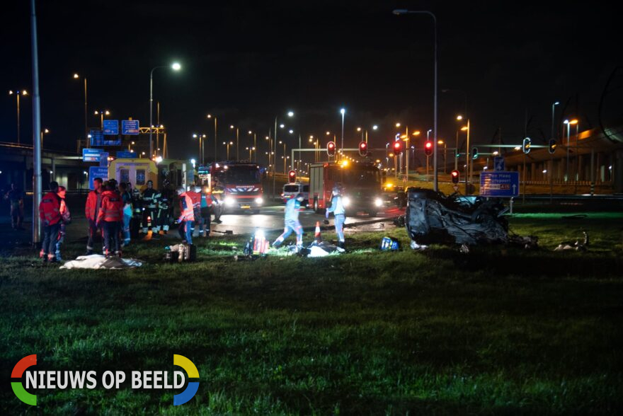 Drie doden en zwaargewonde na ernstig ongeluk Groene Kruisplein ...