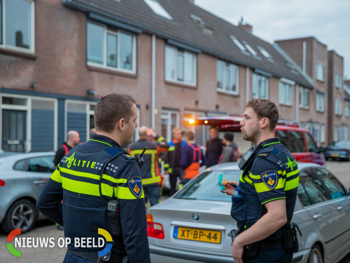 Meerdere woningen ontruimd na vreemde lucht Graaf van Bloisstraat Gouda ...