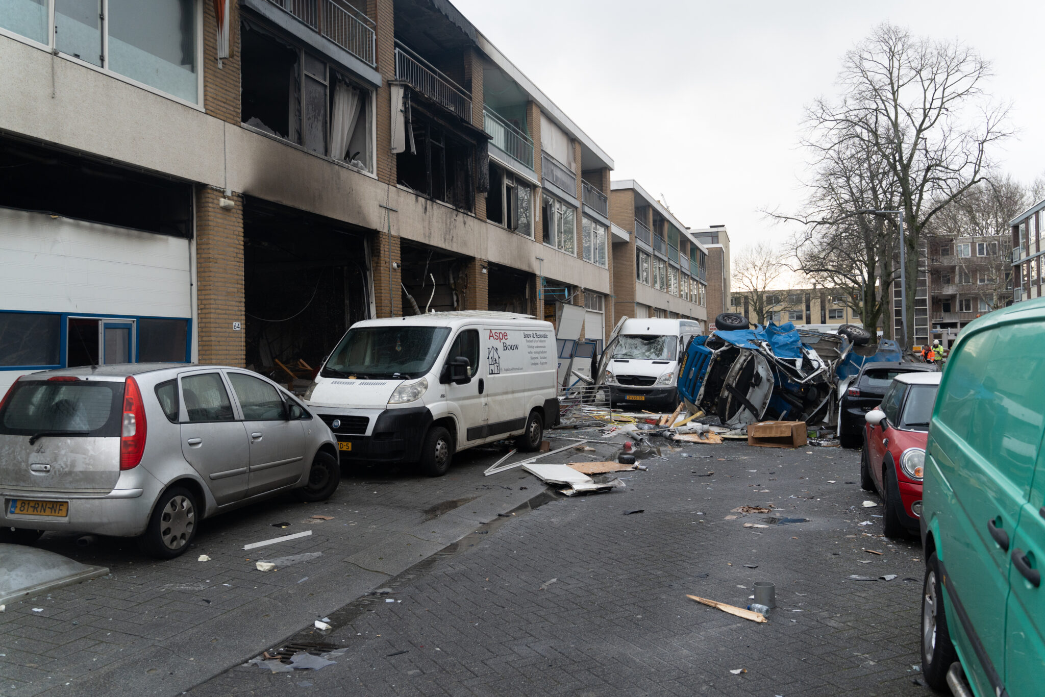Nog drie vermisten na explosie Schammenkamp Rotterdam, schade is ...